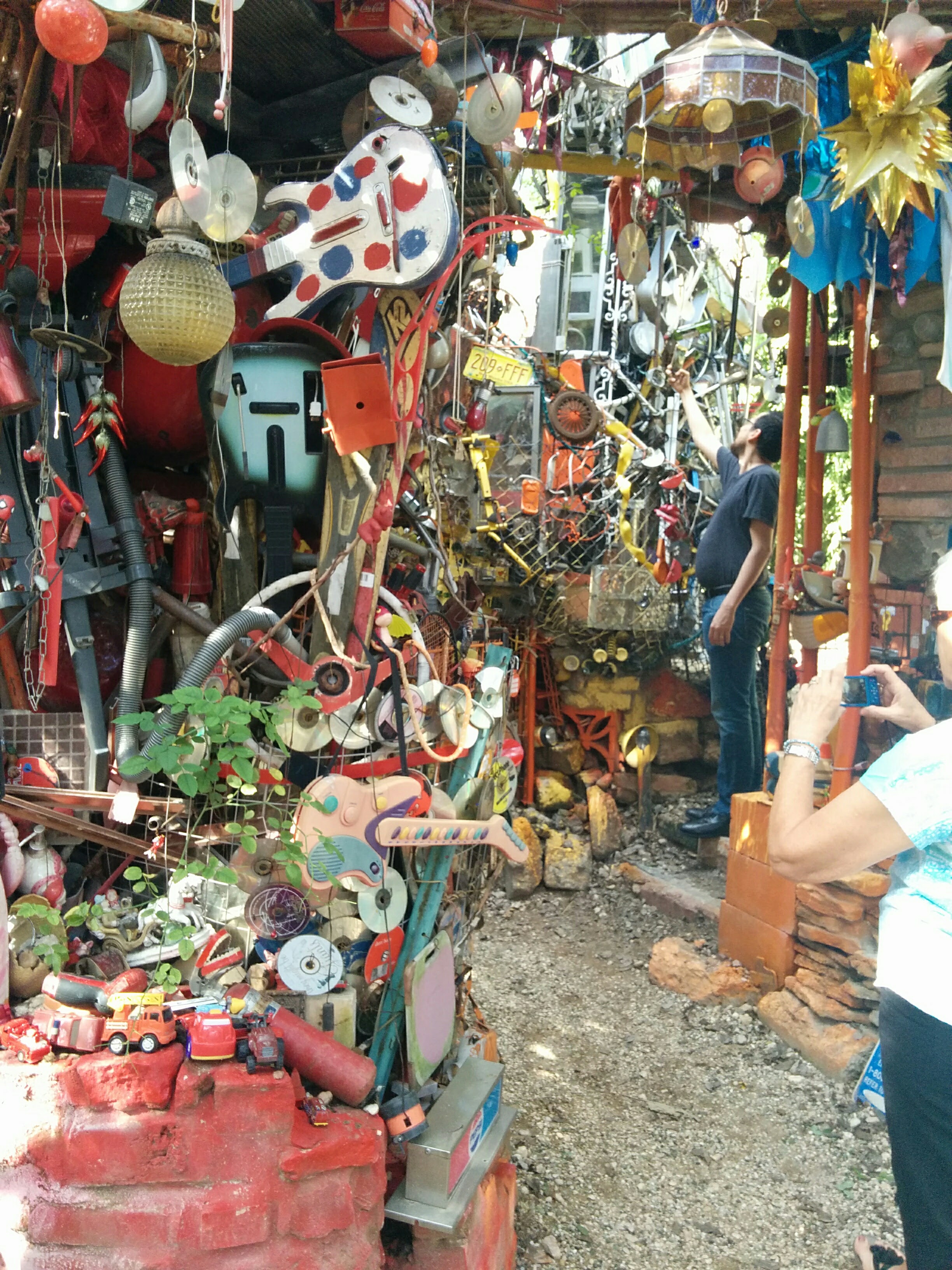 The Creative Process of theTrash King